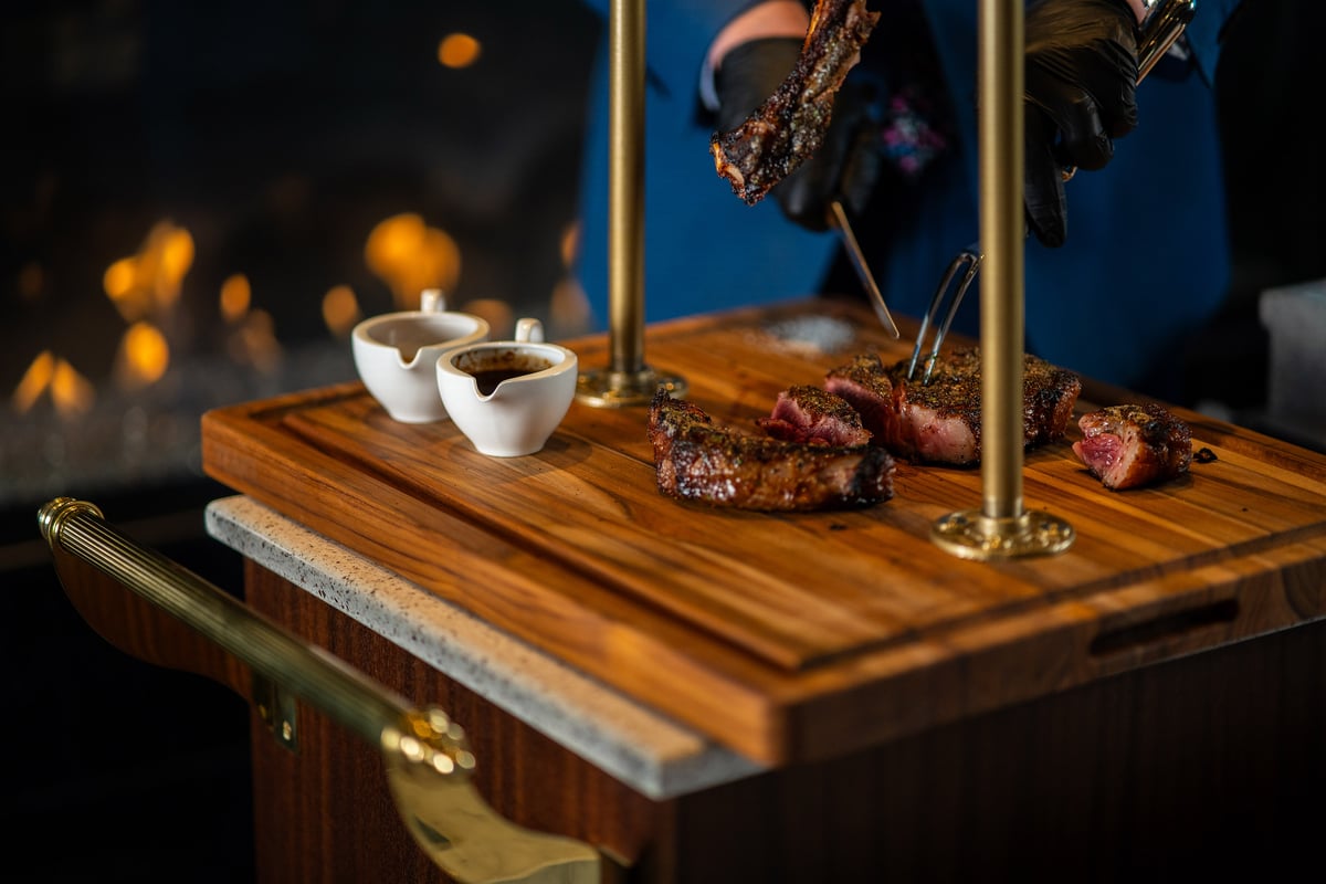 Smoke & Cedar | Muckleshoot Casino Resort | Restaurant | Steakhouse